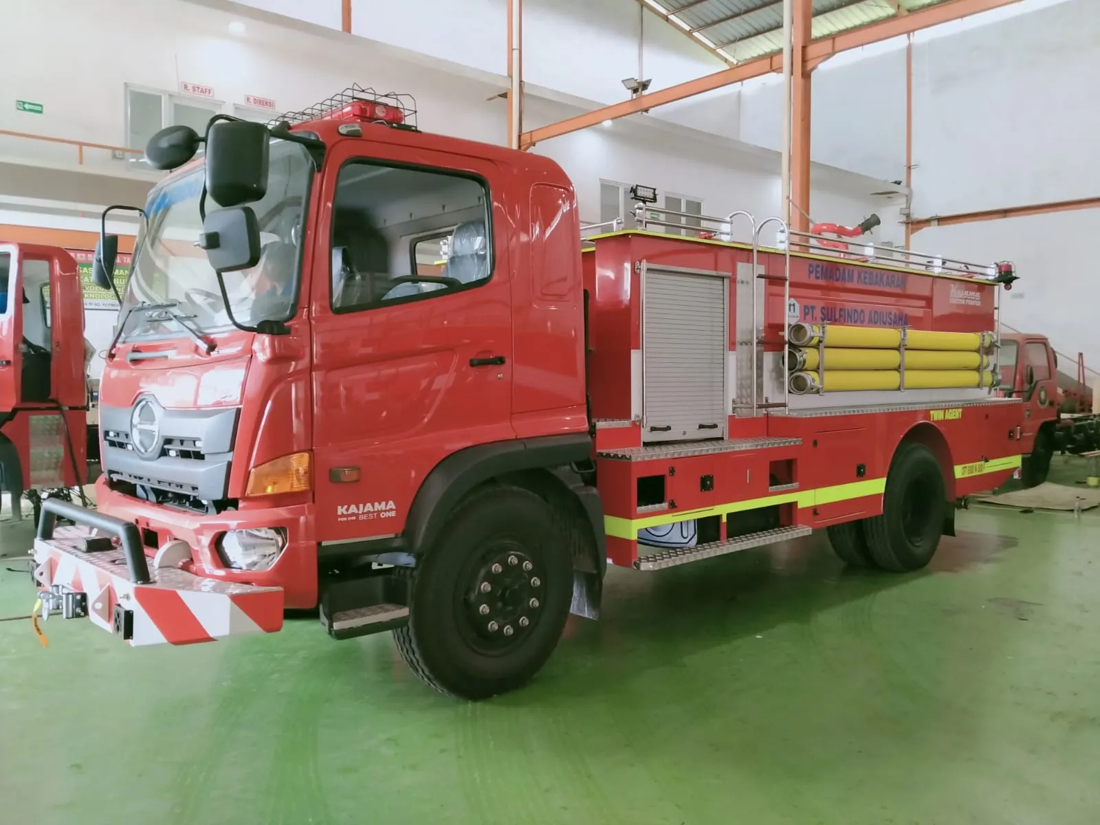 FT 5.000 W + 500 F RANGER | FIRE TRUCK | Kajama Fire