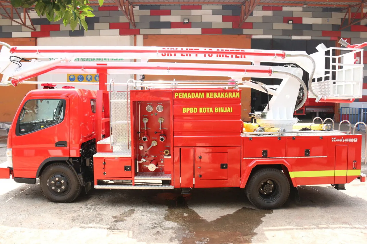SKYLIFT FIRE TRUCK | FIRE TRUCK | Kajama Fire